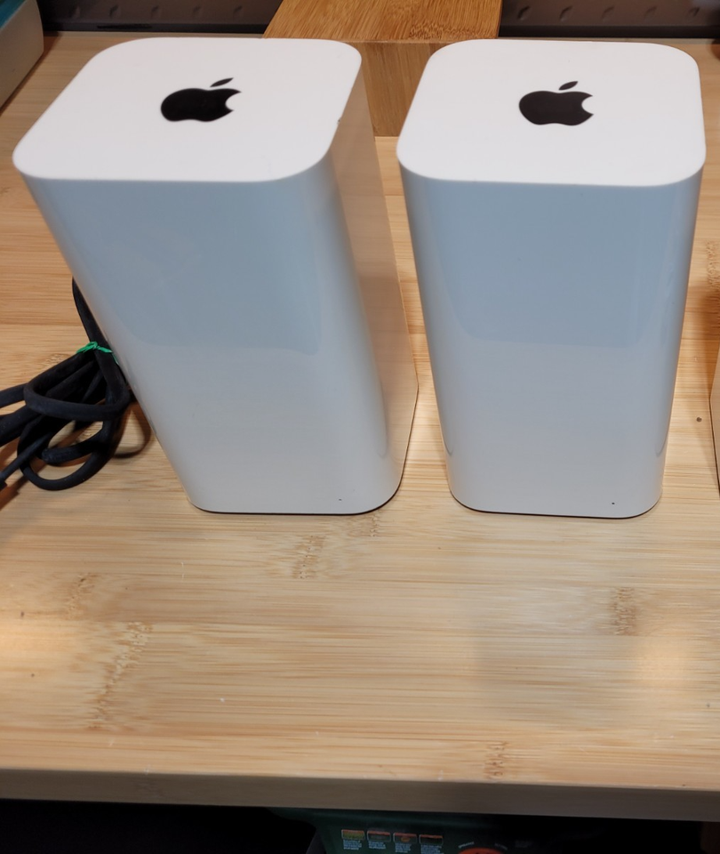 Apple AirPort Extreme 2X (A1521) 3-Port Gigabit Wi-Fi 802.11 AC Router ...