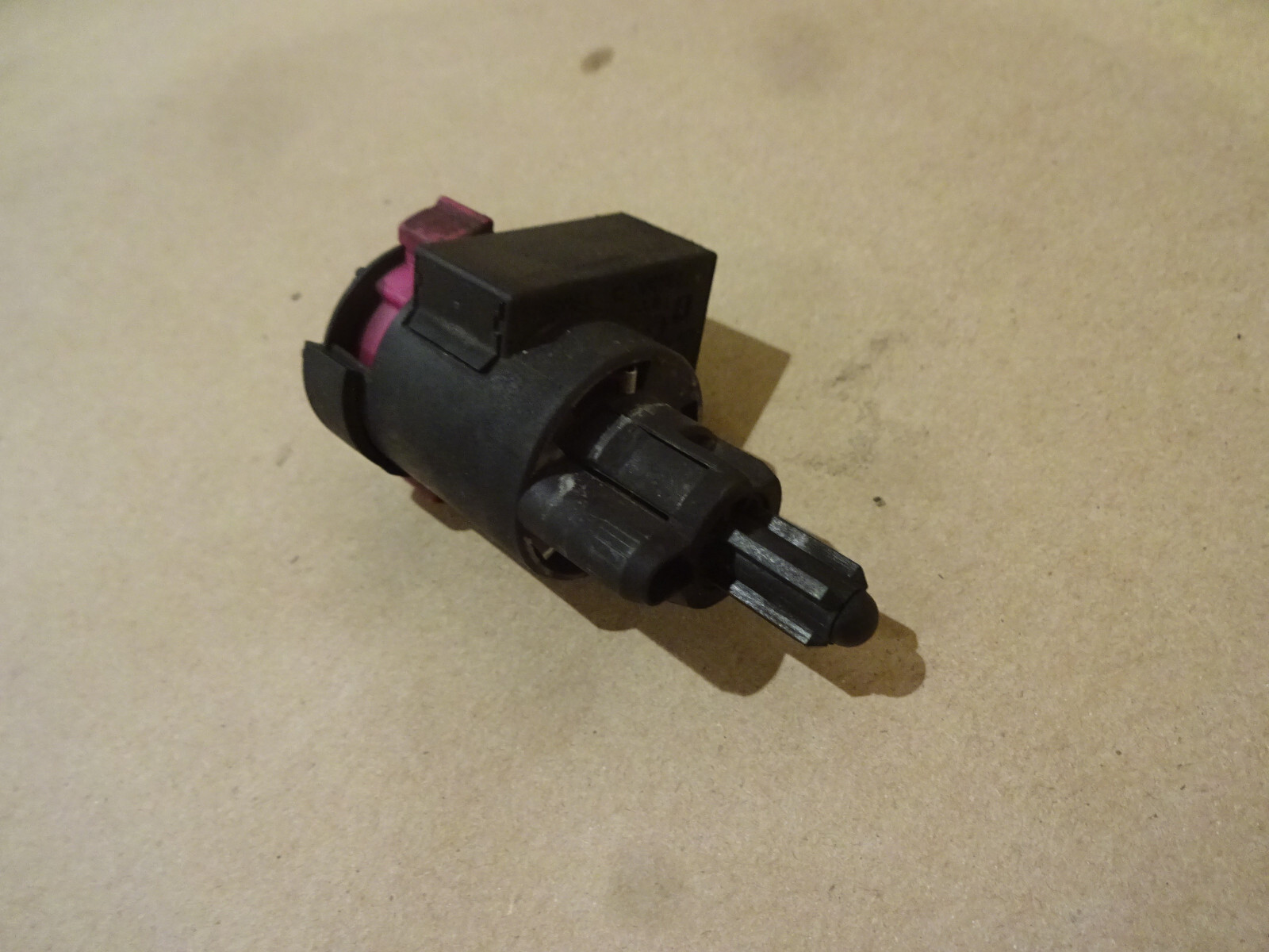 Lamborghini+Aventador+Lp-700+Brake+Pedal+Switch+P%2Fn+4F0945459B for ...