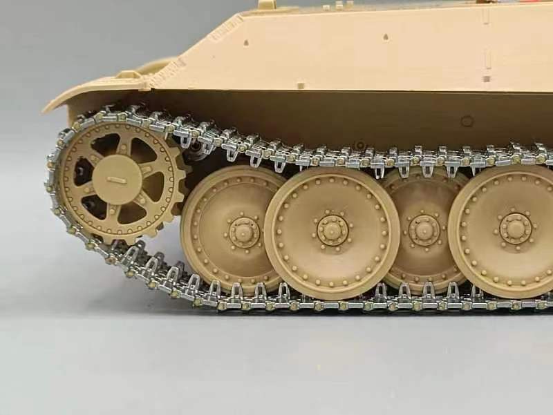 R-Model CZ35009 1/35 WW2 Germany Panther Late Type Model Metal Tracks ...