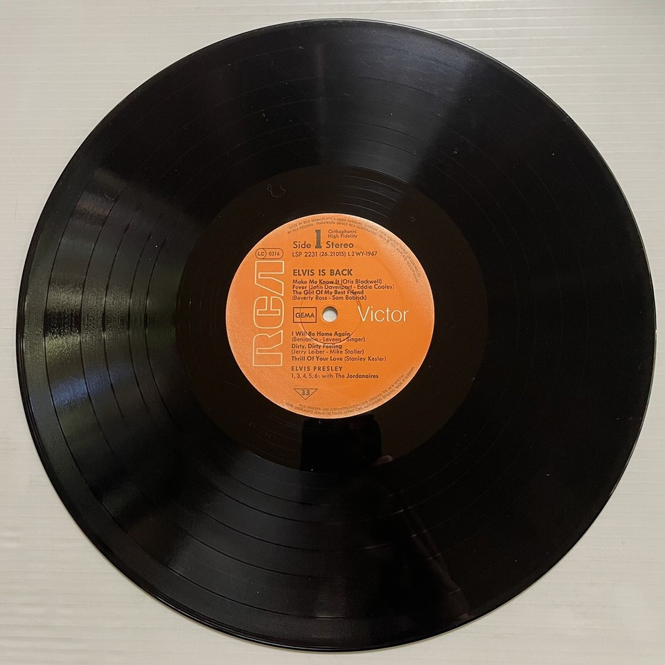 Elvis Presley Elvis Is Back Vinyl Record 12” 33 RPM LSP 2231 RCA Victor ...