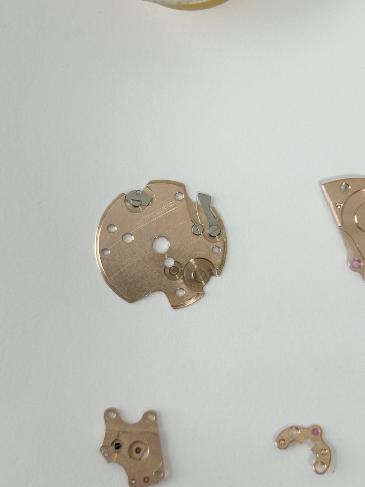 Omega Cal 563 Watch Parts Movement Calendar Disc Fork Wheels Springs ...