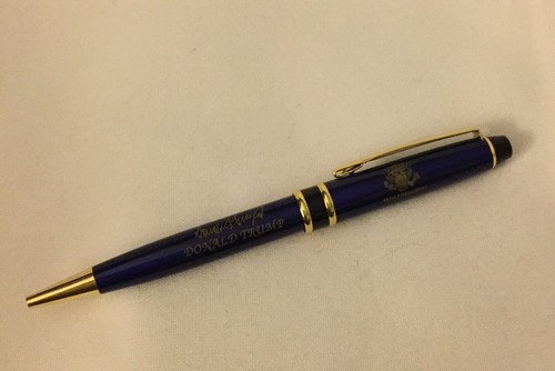 TRUMP 1 PEN GOLD SIGNATURE EAGLE SEAL BLUE PRESIDENT DONALD MAGA GOP ...