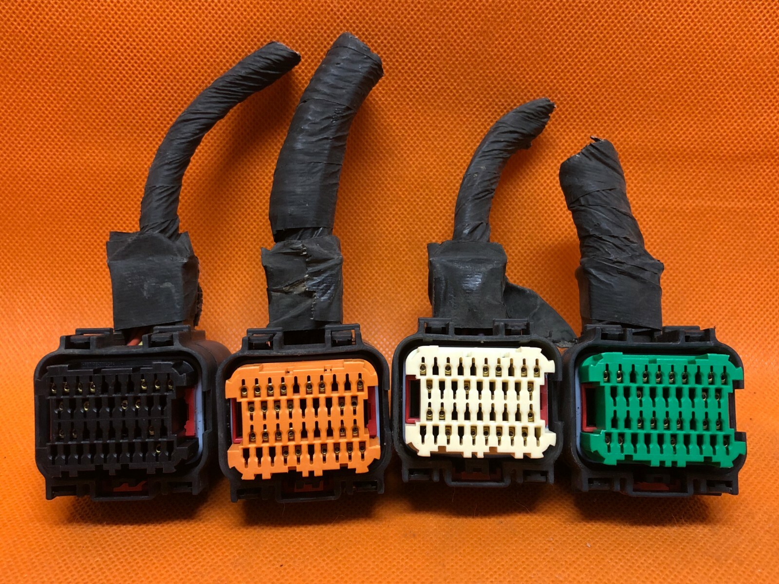 2006 DODGE CARAVAN ECM PCM ECU WIRING HARNESS PLUGS CONNECTORS ...