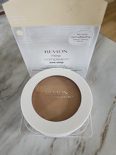 Revlon New Complexion One Step Compact Makeup 01 IVORY BEIGE- | eBay