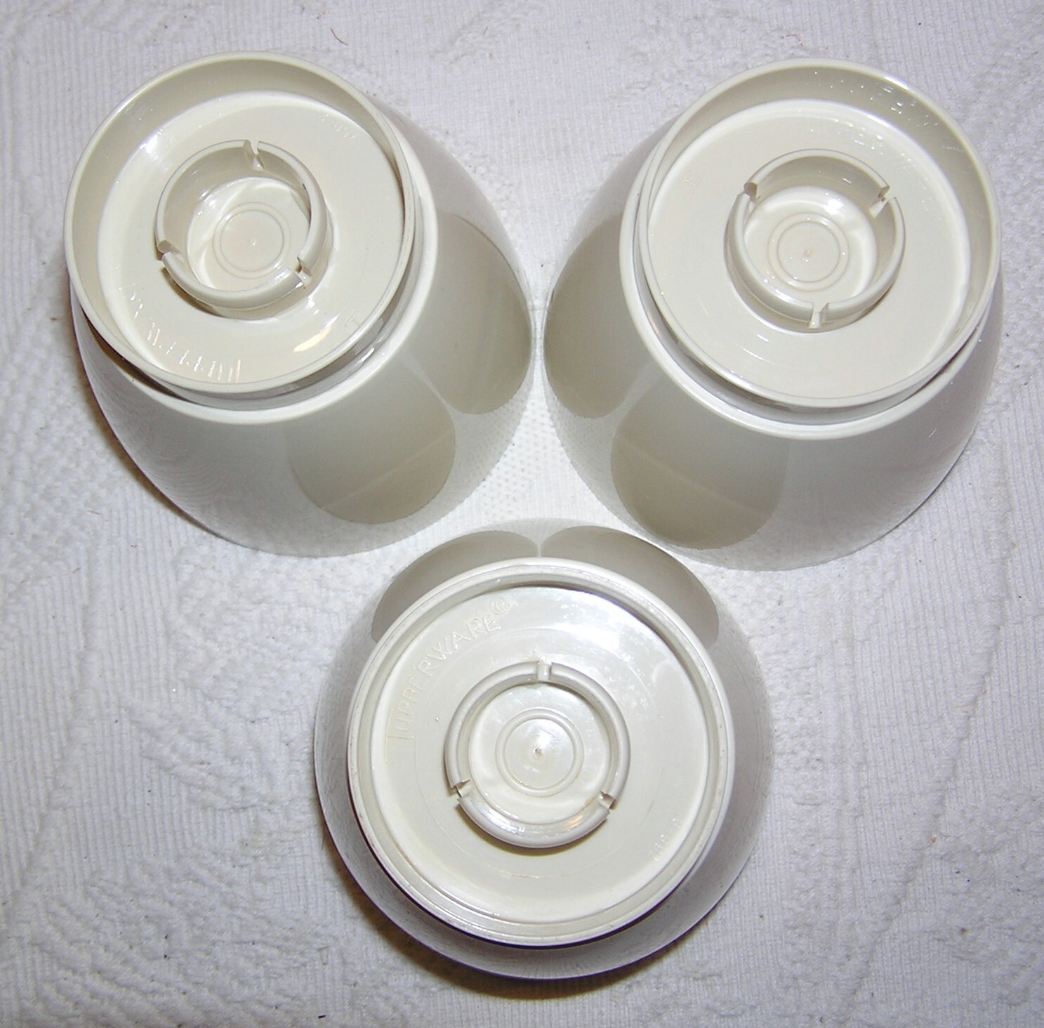 Vintage Tupperware Condiment Caddy Server #757 - 3 Containers Lids ...