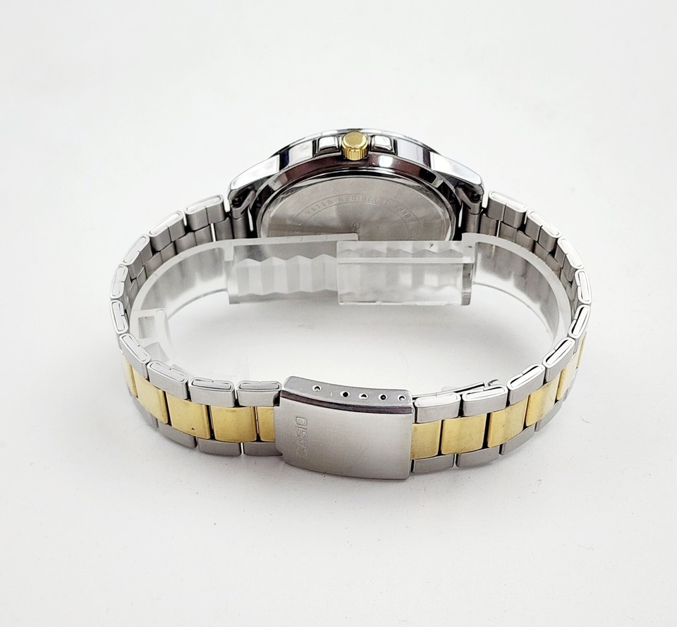 Men's Watch CASIO (5058) MTP-VD01. On Big Wrist | eBay