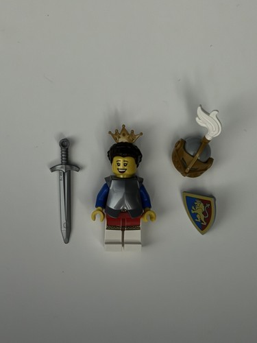 NEW Lego Brave Lion Knights Castle Queen 10305 with Weapon, Shield, and ...