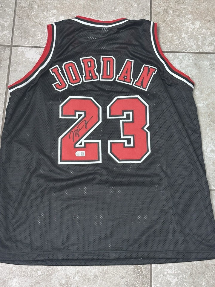 Michael Jordan Signed Jersey Chicago Bulls #23 Autograph With COA | eBay