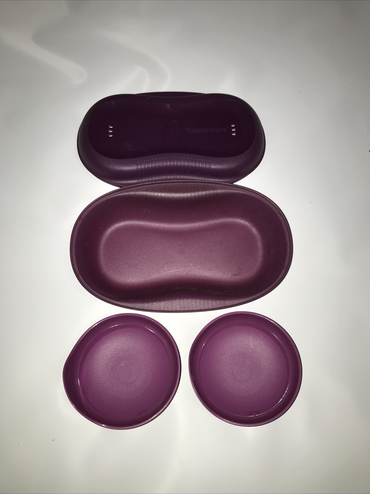 TUPPERWARE Microwave Breakfast Maker Set Omelet Maker Burgundy Egg ...