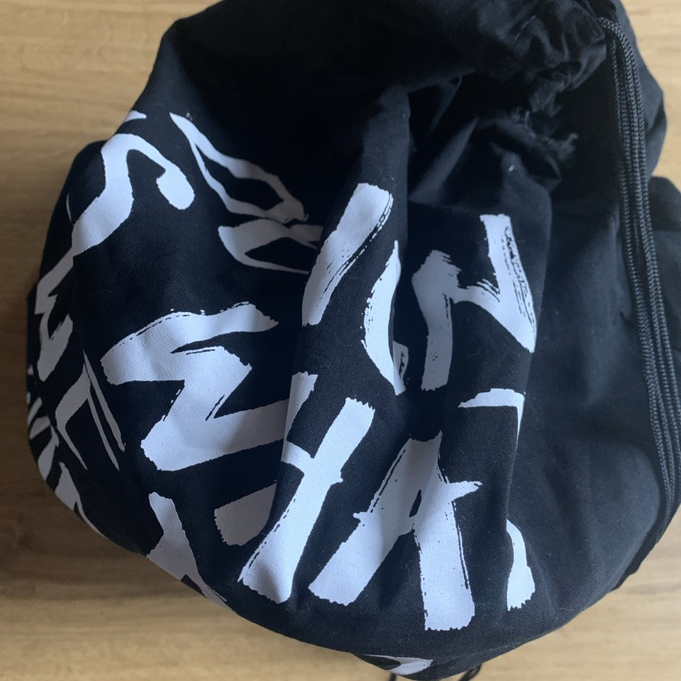 Kurt GeigerWomen's Shoulder Bag Good Condition With Zips Includes Dust ...