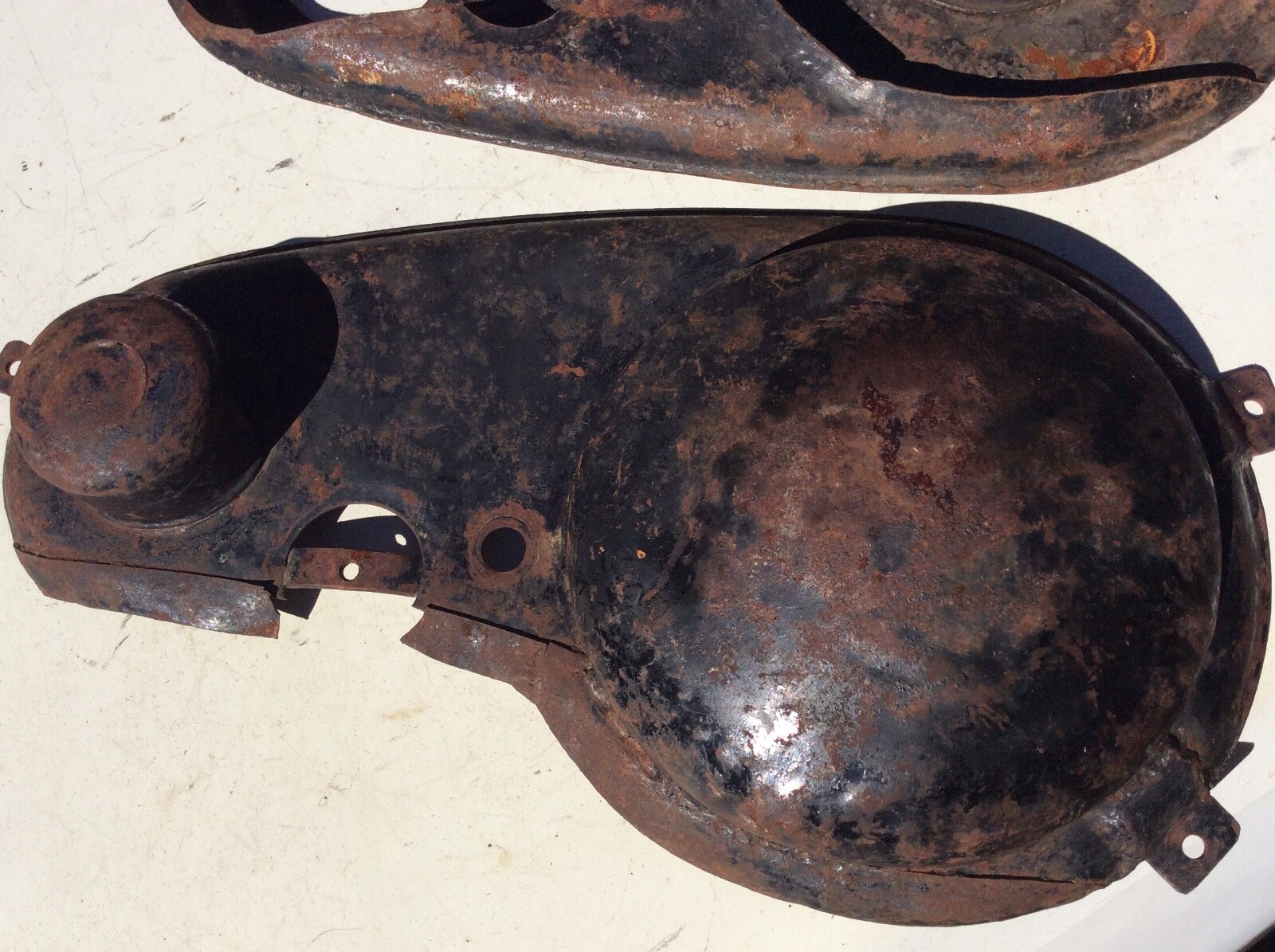 AJS MATCHLESS ENGINE INNER & OUTER PRIMARY CLUTCH CHAIN COVERS | eBay