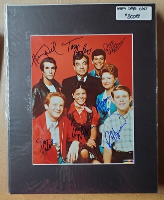 Happy Days TV Cast Autograph 8x10 Photo Signed by 7 & Matted w COA (AU ...