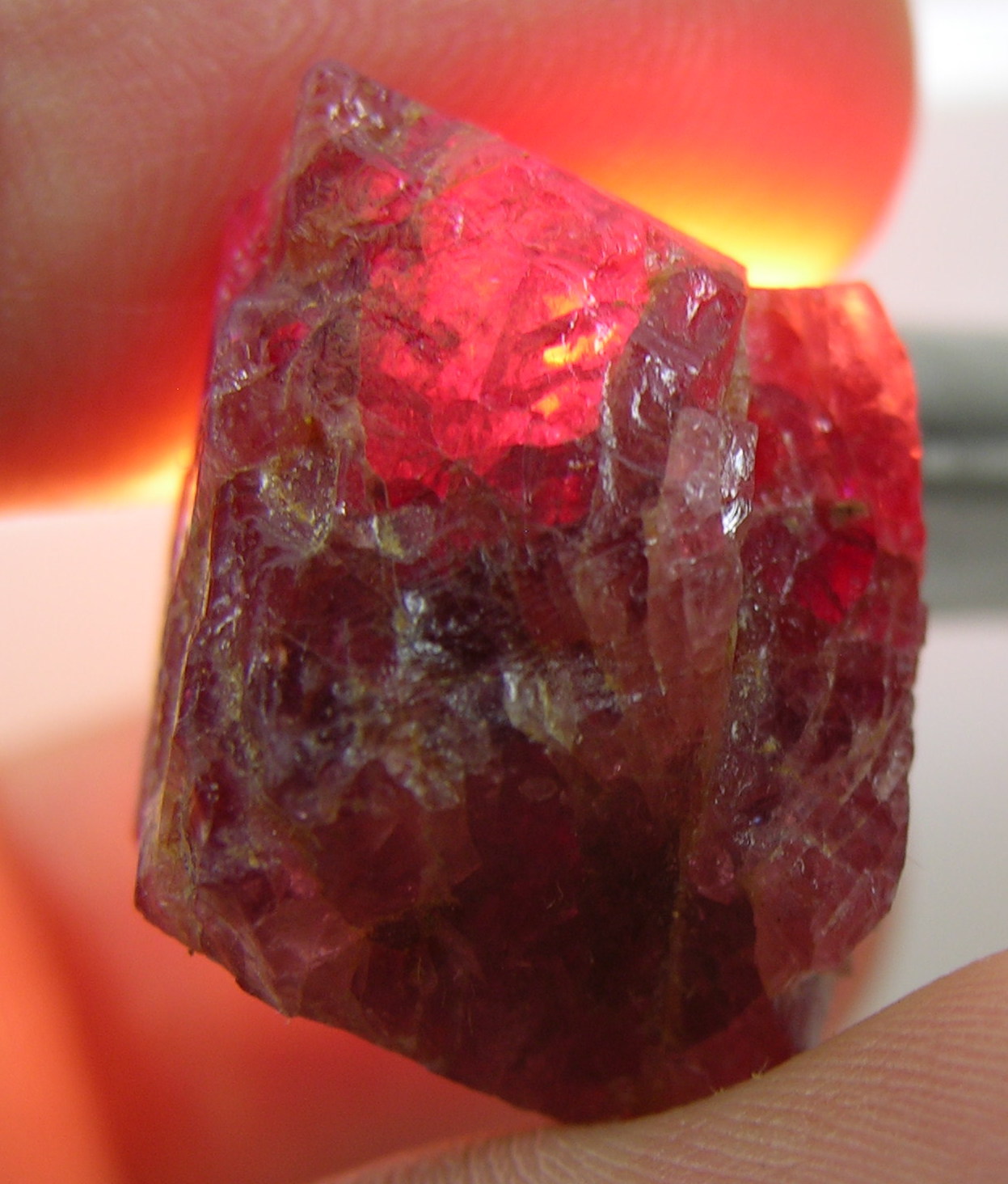 67.30ct Vietnam 100% Natural Fluorescent Red Octahedral Spinel Crystal ...