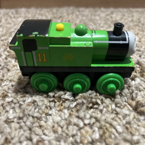 OLIVER ! THOMAS FRIENDS WOODEN RAILWAY TRAIN 2003 | eBay