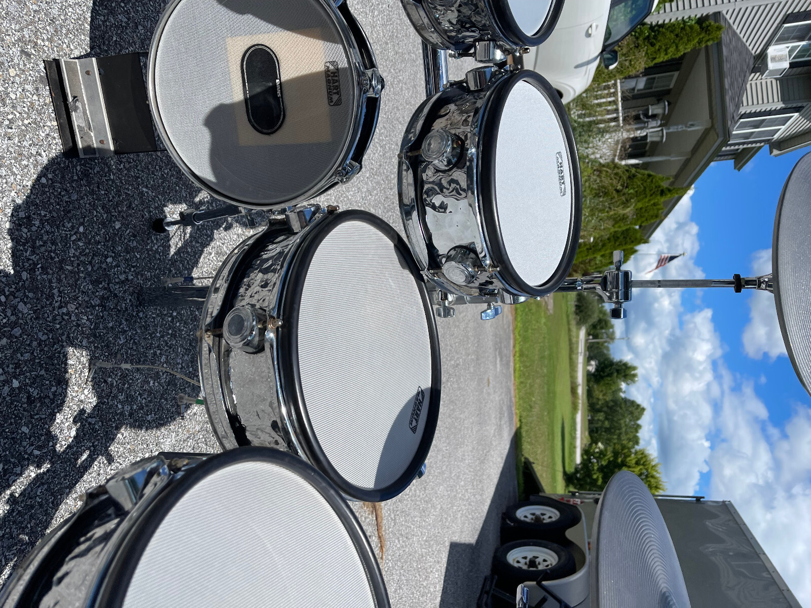 Hart Dynamics drum set, six pads, two crashes, one ride with MDS50 ...