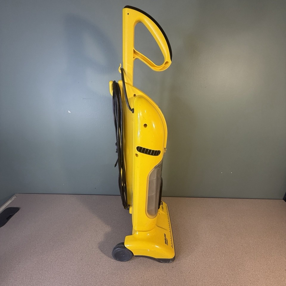 Yellow Eureka The Boss 402 A-1 SuperLite Bagless Upright Vacuum Works ...