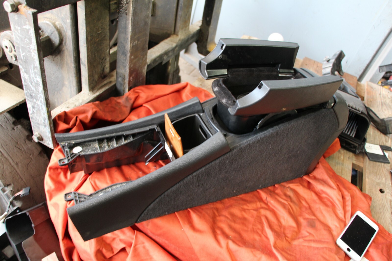 Original Mercedes W211 Estate E280CDI Centre Console Armrest ...