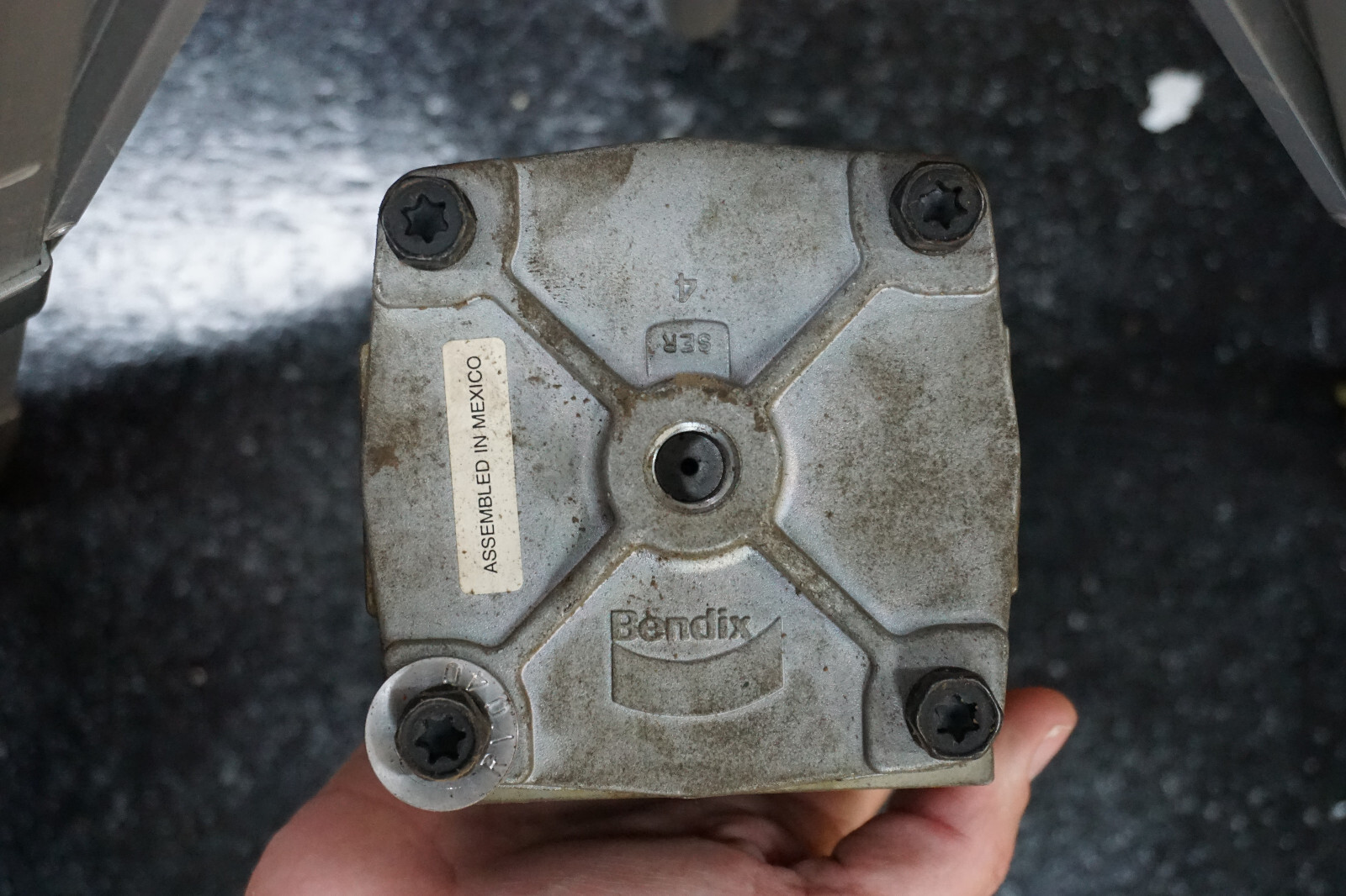 GENUINE BENDIX 103009N R-12 RELAY VALVE / BW103009, 103009, R955103009 ...