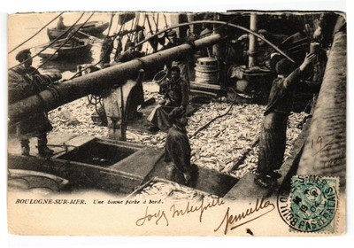 CPA BOULOGNE-sur-MER - Une bonne peche a bord (196313) | eBay