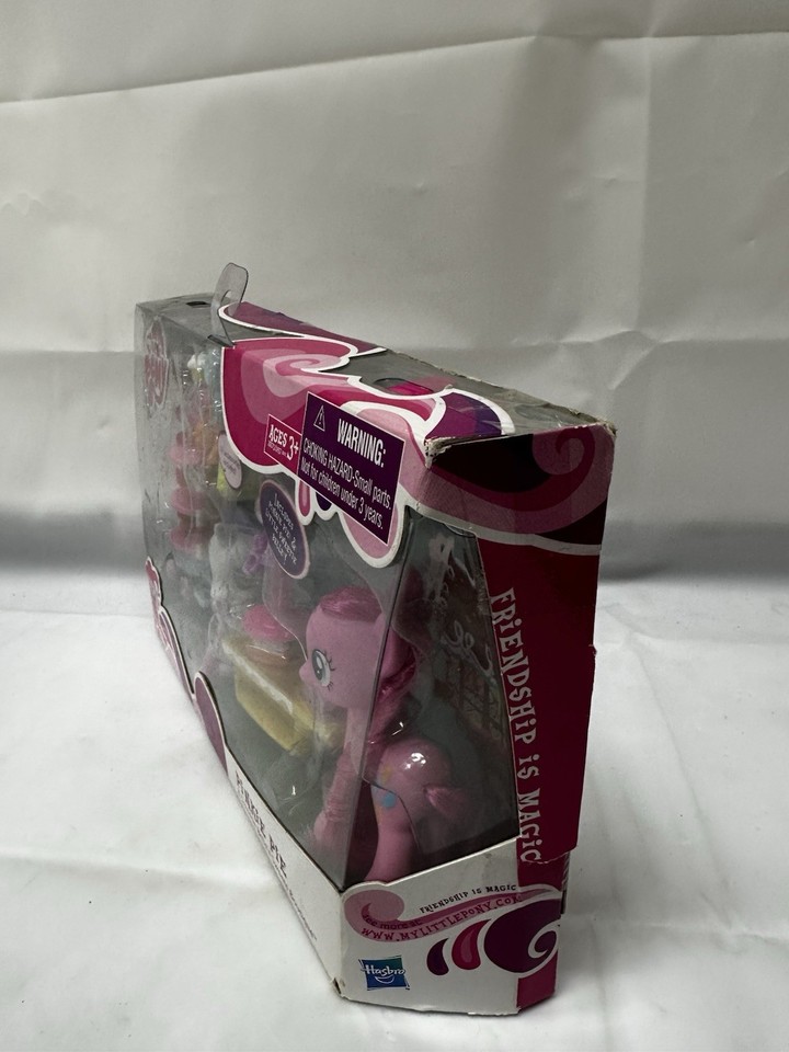 Pinkie Pie & Sweetie Belle's SWEETS BOUTIQUE - G4 My Little Pony MIB ...