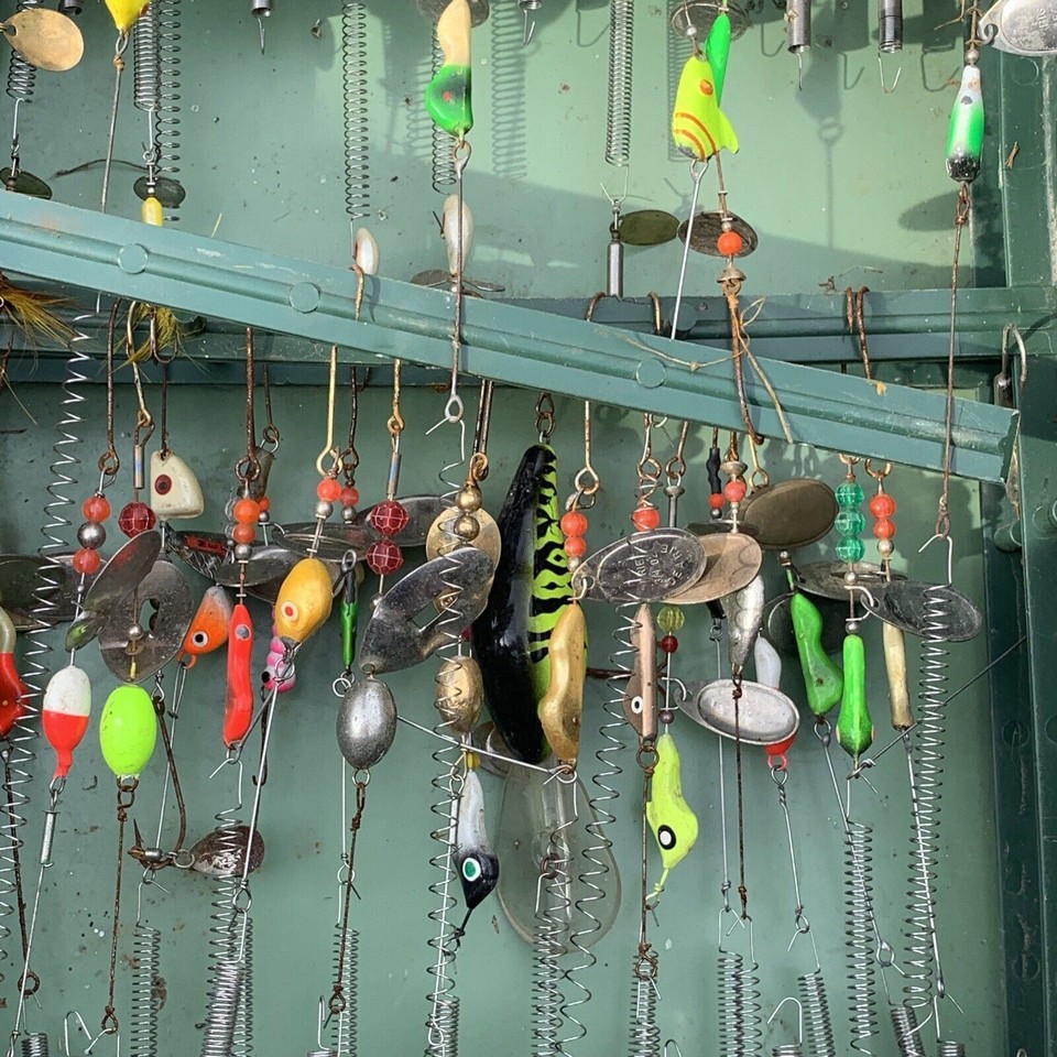(75) Vintage Fishing Lures & Bait File Box - Spinnerbait Lures -HUGE ...