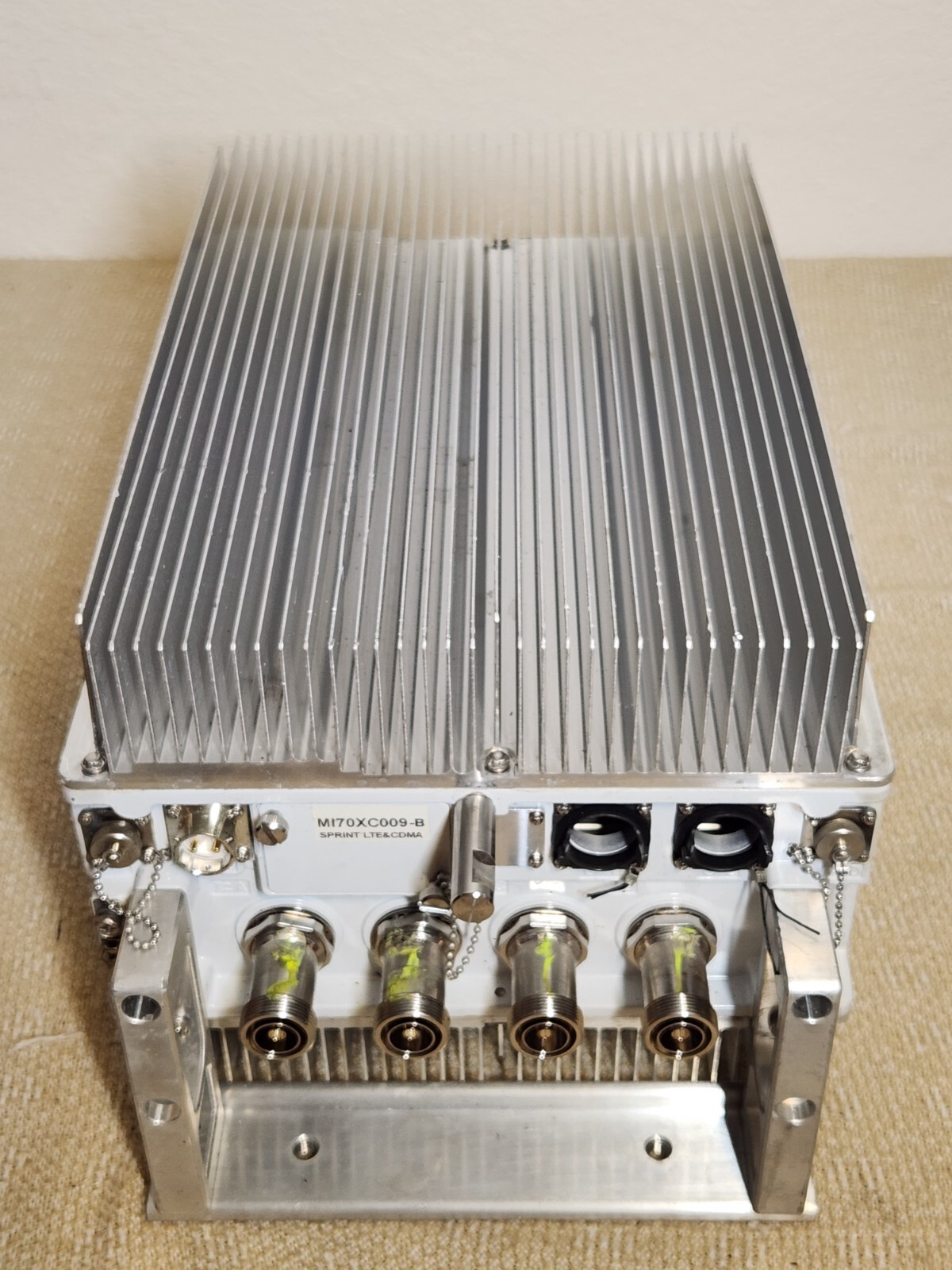 Ericsson Remote Radio Head Unit RRUS 31 B25 AS1181591 KRC118159/1 | eBay