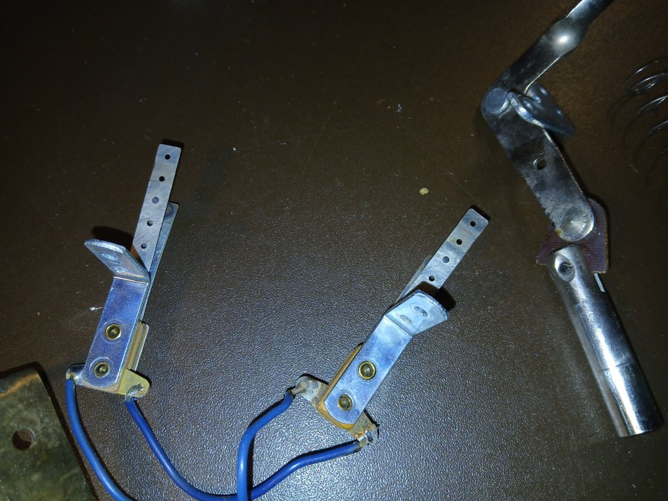 Gottlieb EM Pinball Sling Shot Assembly (Kicker Arm Switches Coil A ...