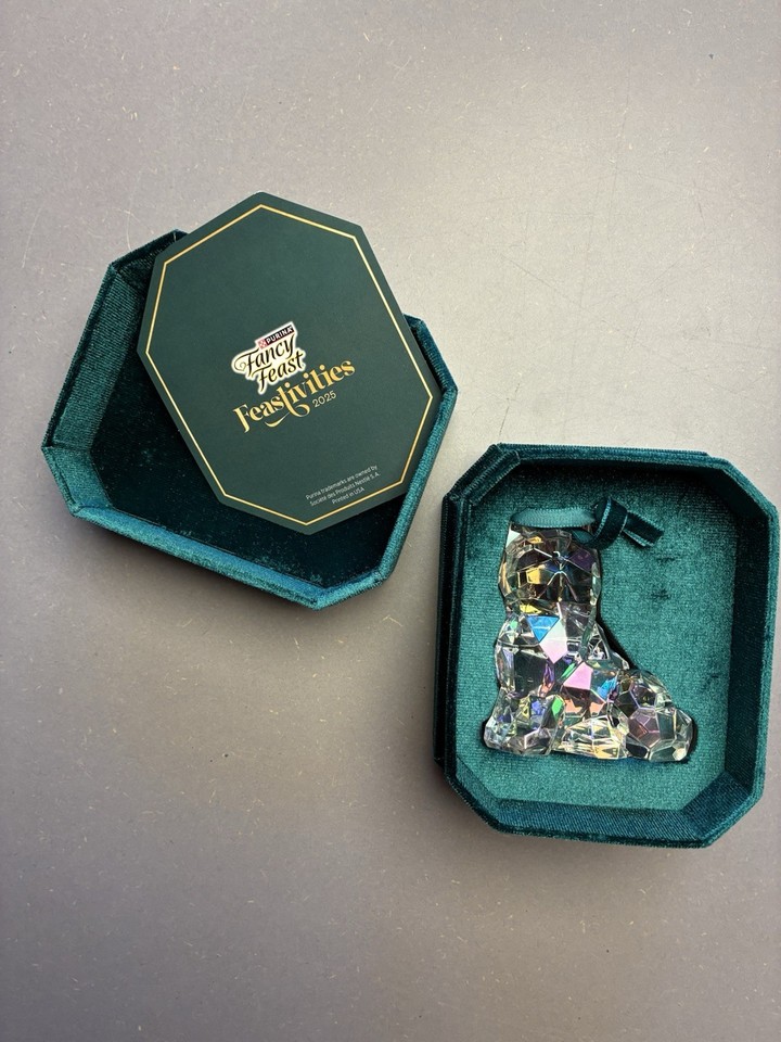 Fancy Feast 2025 Feastivities Holiday Ornament | eBay