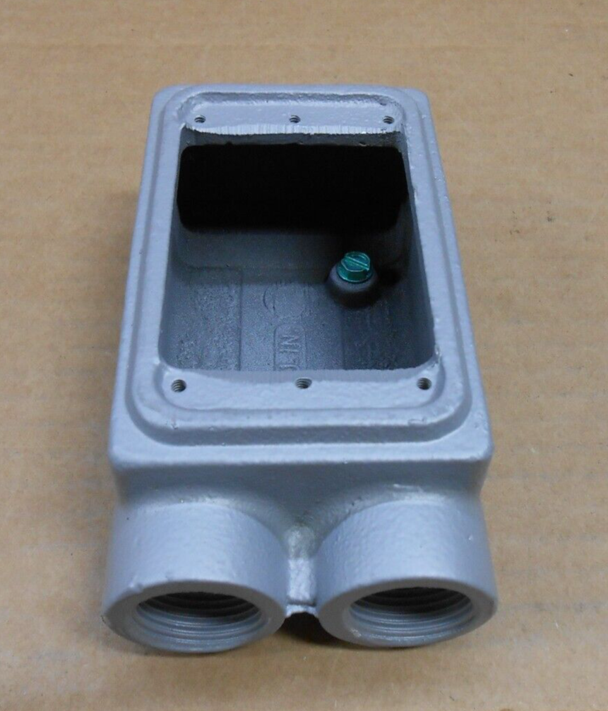 NEW APPLETON FSS-1-75 3/4" IRON CAST DEVICE BOX SHALLOW 1 GANG 2 HOLE ...