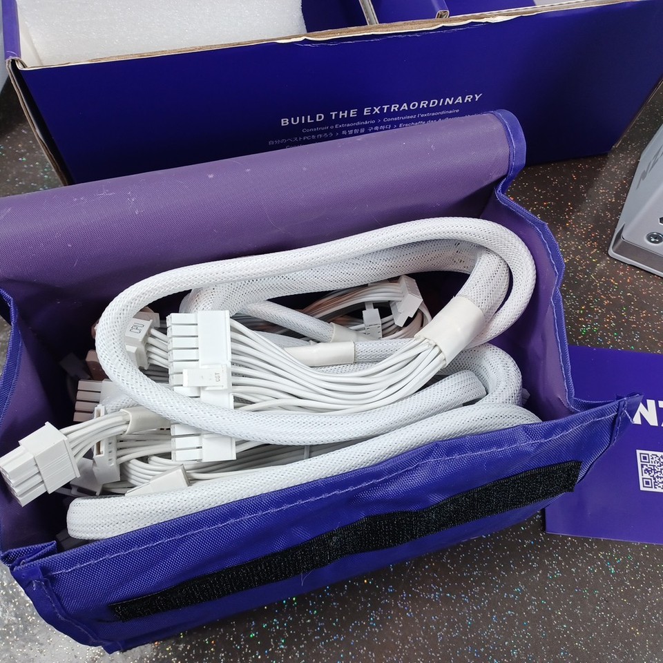 1000W NZXT C1000 Gold Core PSU White Fully Modular PCIE 5.1 80PLUS Gold ...