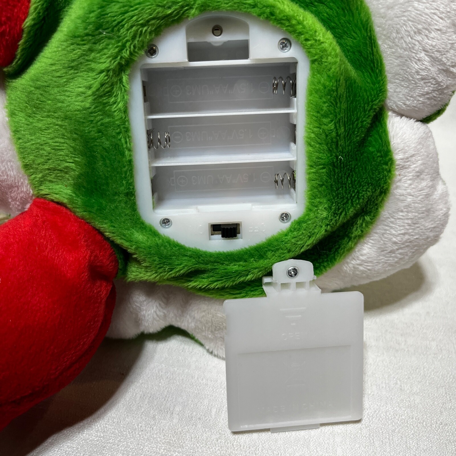 Sound N Light Animatronics Rockin Around the Christmas Tree Plush Sing ...