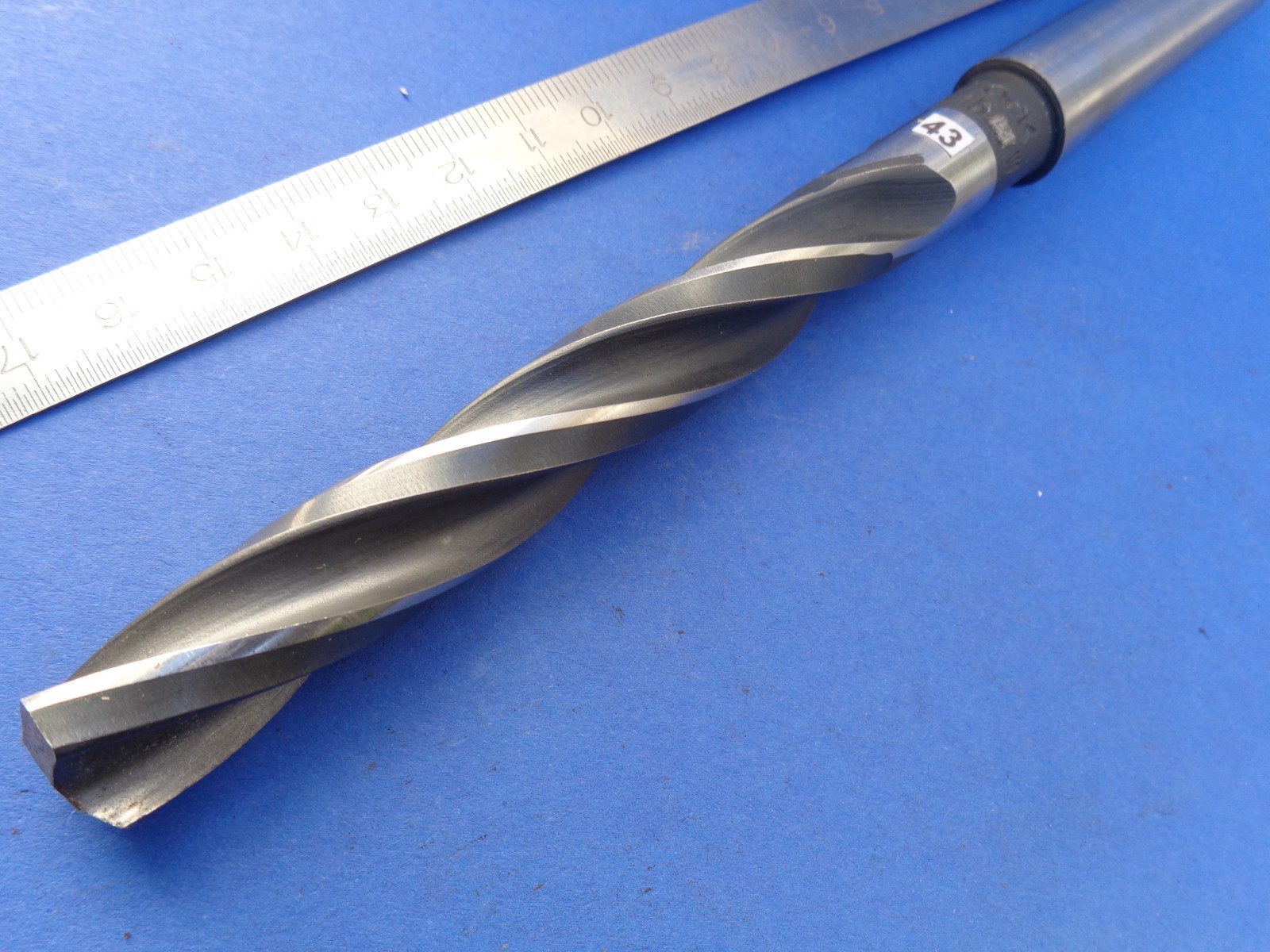 Bohrer Aufbohrer Dreischneider Ø 13,5 bis Ø 17,75 HSS Stock Gühring May ...