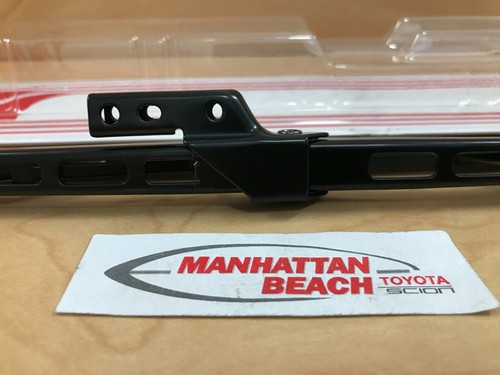 1996-2002 Toyota 4RUNNER Rear Wiper Blade NEW Genuine Toyota OEM 85242 ...