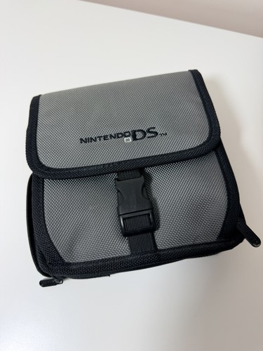 Nintendo DS Official Licensed Travel Case & Game Cartridge Carrier Grey ...