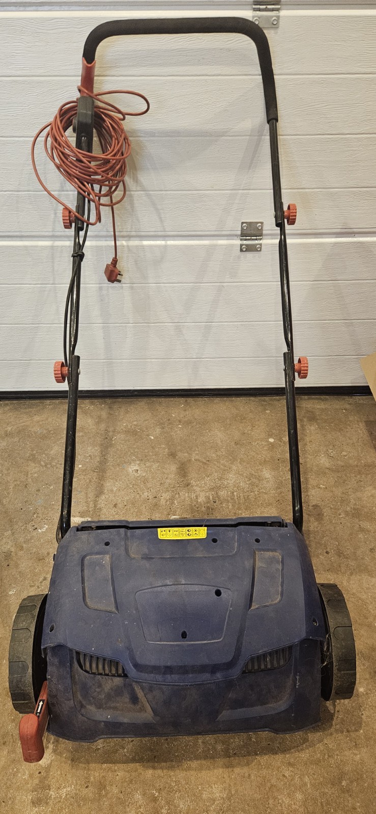 Spear and Jackson Electric Lawn Rake and Scarifier YT6702 240V 1300W ...