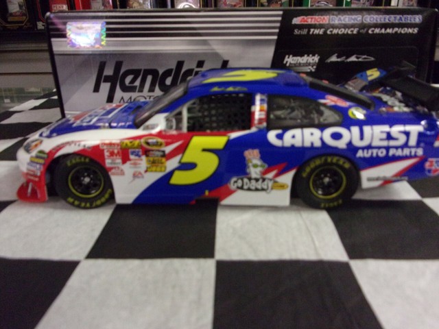 2010 Mark Martin 5 CARQUEST 1/24 Action Platinum NASCAR Diecast for ...