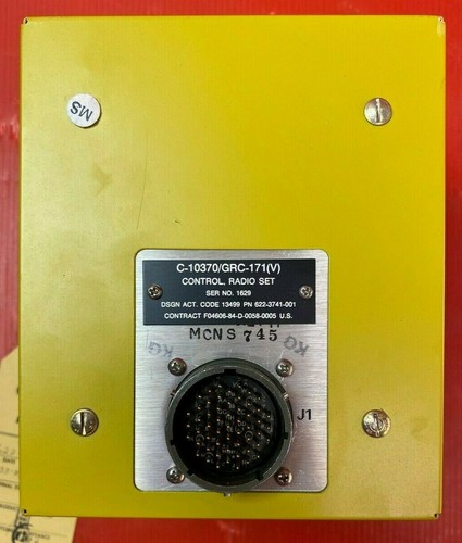 C-10370/GRC-171(V) CONTROL FOR RT-1272/GRC-171(V) UHF AM / FM AIRPORT ...