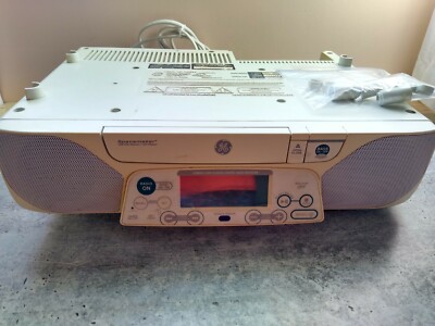 GE Spacemaker Stereo CD Player Under Counter Light Radio Clock WORKS ...