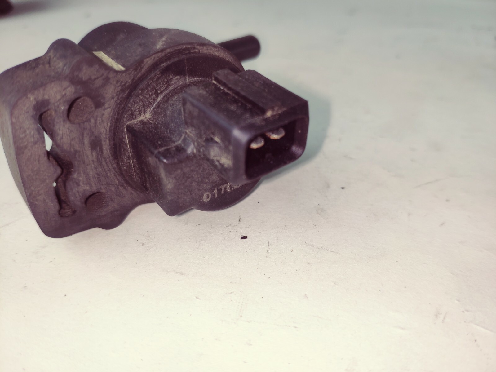 2001 MERCEDES ML 320 Fuel Regeneration Purge Vent Valve 1634700493 C22 ...