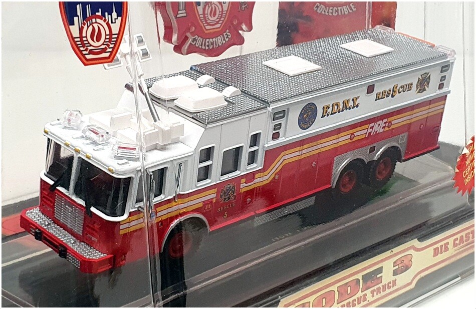 Code 3 1/64 Scale 12701 - Saulsbury Heavy Rescue Fire Truck FDNY Rescue ...