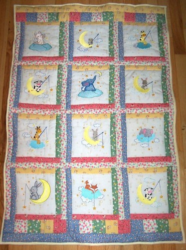 CREATIONS BY ANNE OVER THE MOON QUILT 44" l x 30" W CLASSIC WONDERFUL ...