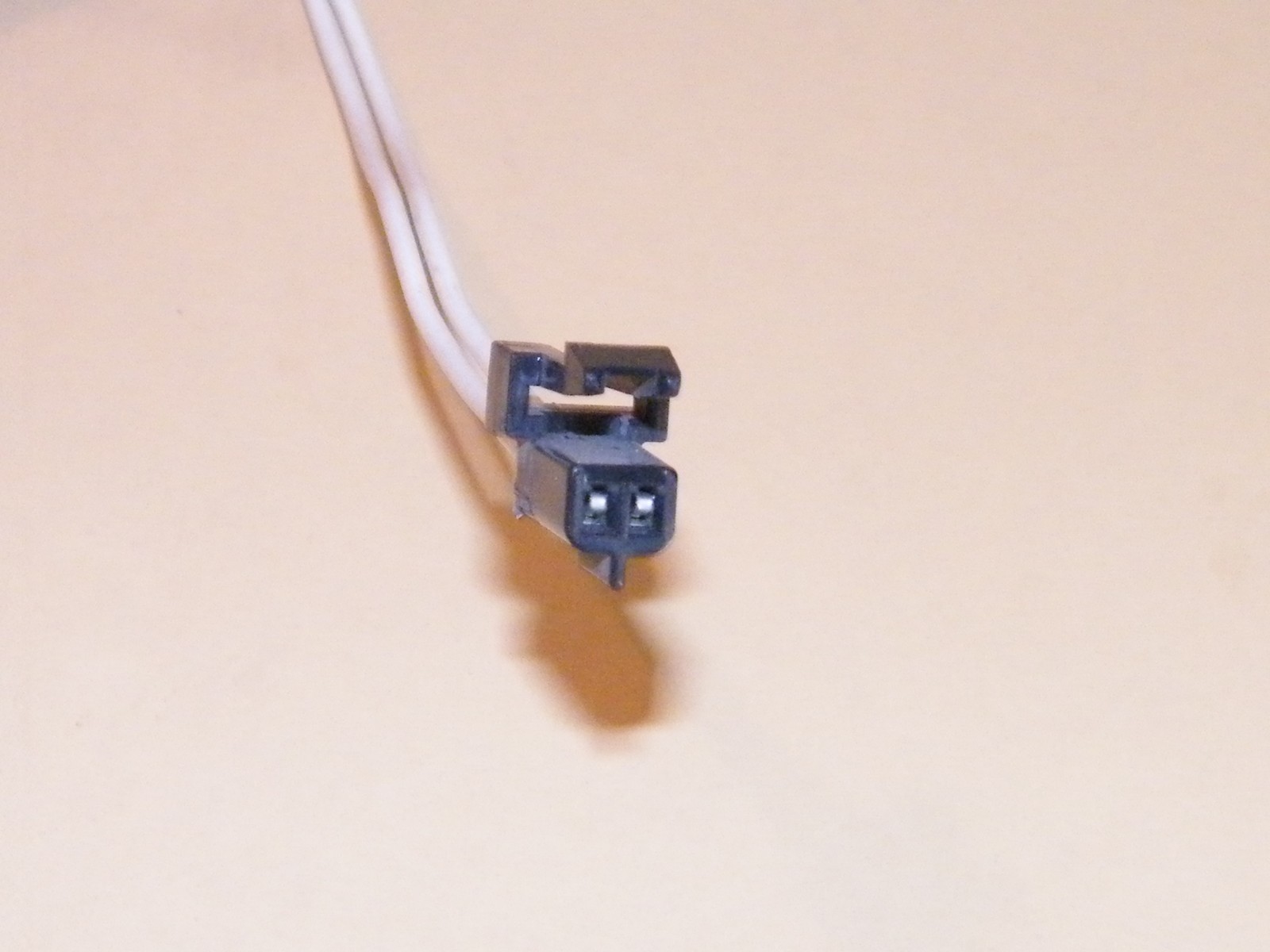 GM Multi Use 2 Wire Pigtail Connector Clutch Switch Speaker AC Clutch ...