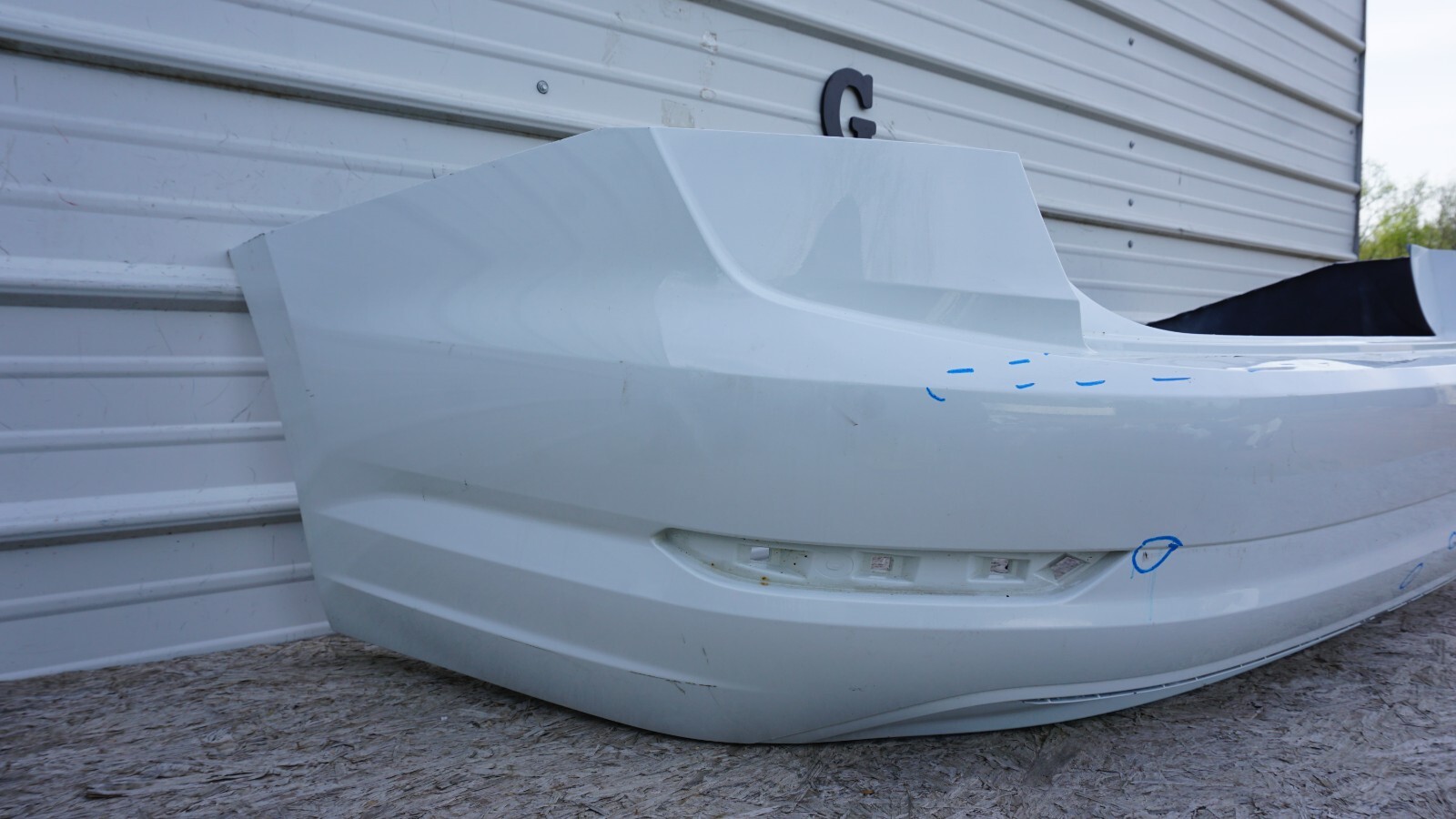 2019-2022 VOLKSWAGEN JETTA REAR BUMPER COVER OEM 17A864733 19 20 21 22 ...