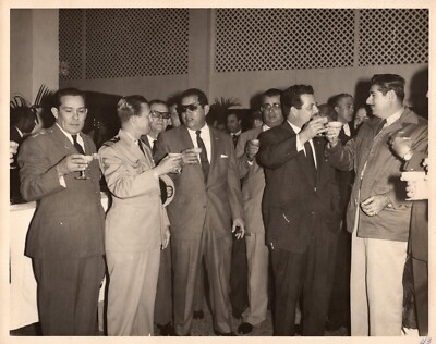 CUBAN POLICE BIG SHOTS & CHIEF GEN HERNANDO HERNANDEZ CUBA 1956 GOOD ...