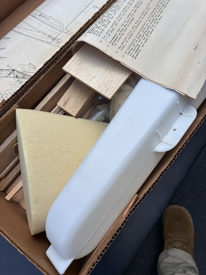 Gee Bee Mallard Seaplane Balsa R/c Model Airplane Kit | eBay