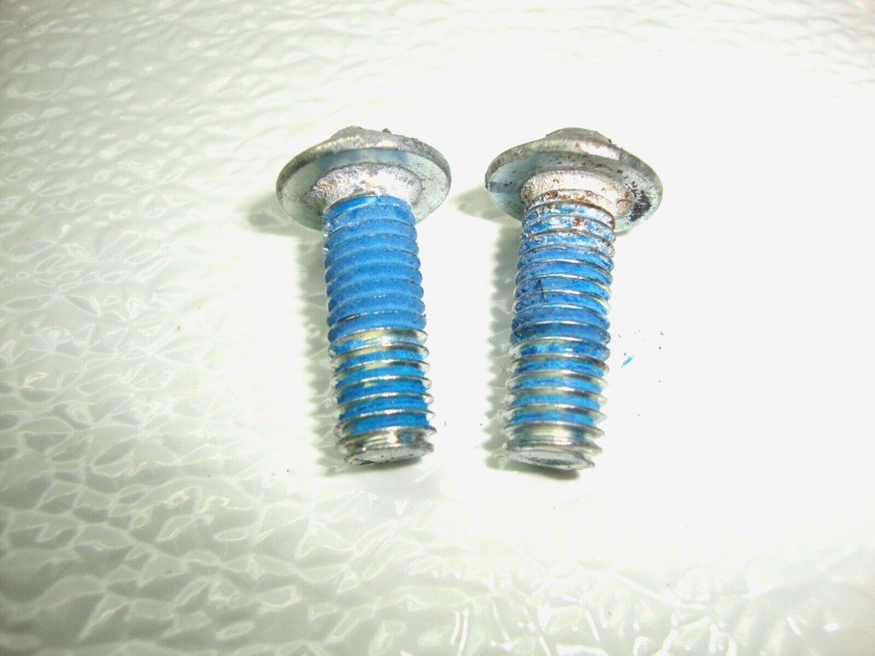 15-23 Yamaha R1M R1 OEM UPPER TRIPLE TREE IGNITION LOCK KEY SET BOLTS ...