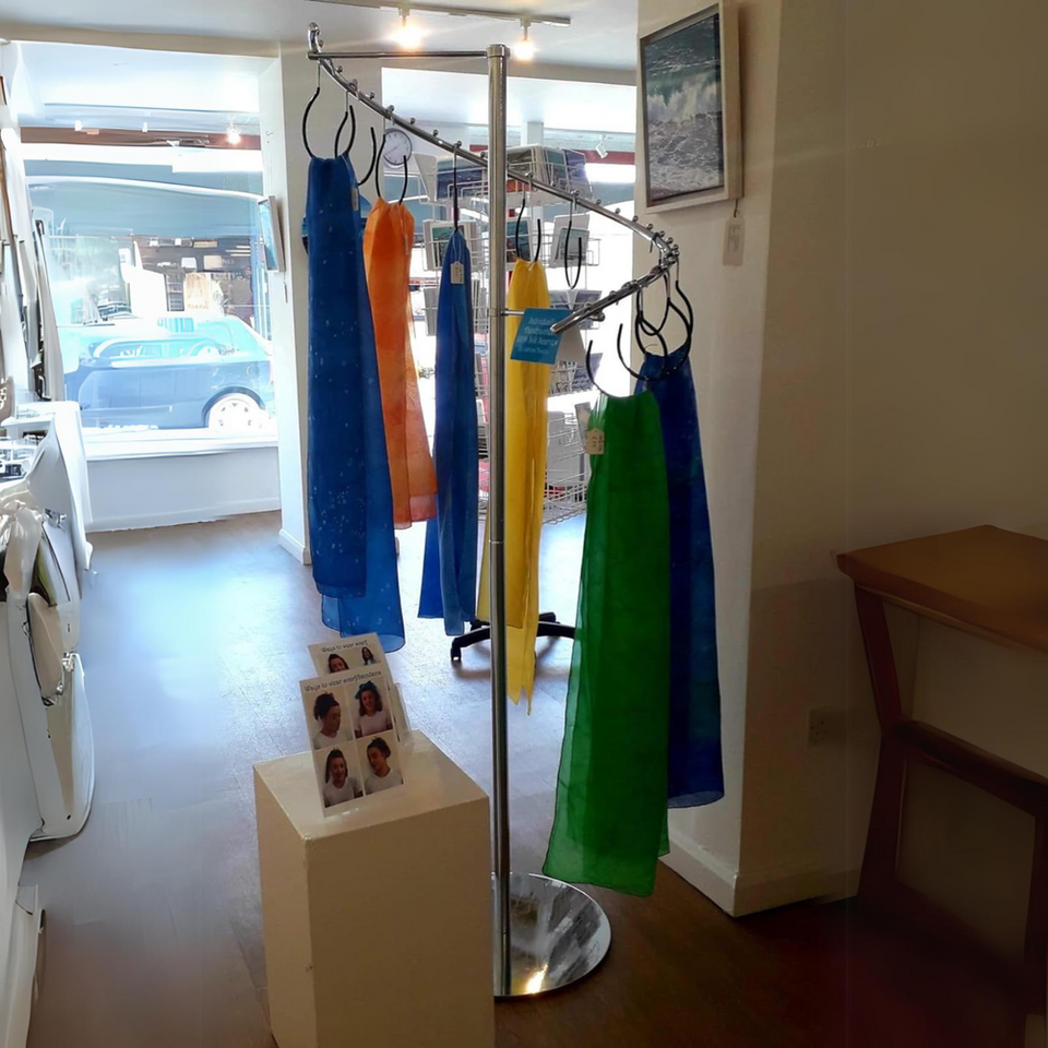 PROFESSIONAL HEAVY DUTY CLOTHING RETAIL DISPLAY STANDS GARMENT DRESS ...
