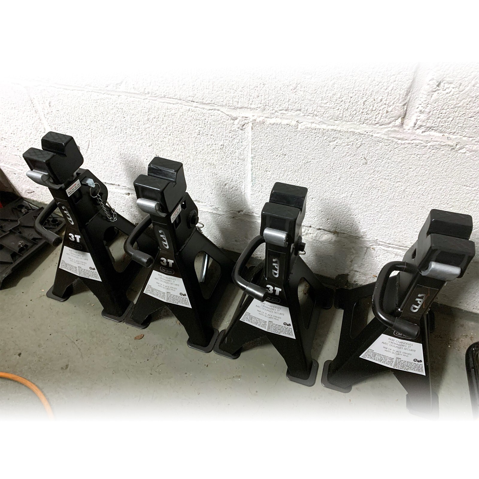 2pc Rubber Axle Jack Pad Jacking Stand Pads Adapter Frame Rail ...