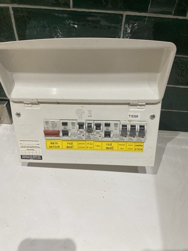 MK Honeywell 16 Way Populated White Metal Consumer Unit Fuse Board 10 ...