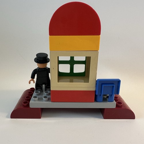 Lego Duplo Thomas & Friends at Wellsworth Station #5555 + Sir Topham ...